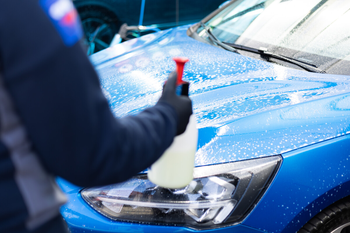 Applying Cartec Wet & Protect? Here's how to do it in 4 steps.